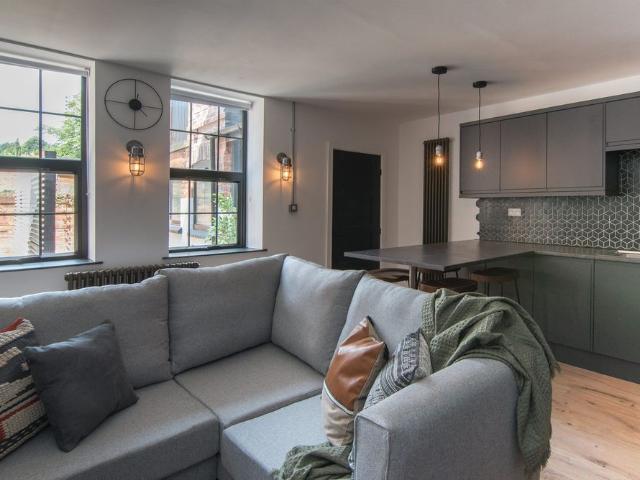 Sedgley Avenue, Nottingham, NG2