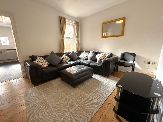 Sedgley Road, Bournemouth, BH9