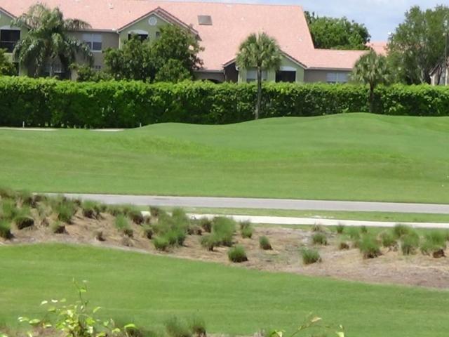 See Manager Special! One Month Free at Move in! 2 Bedroom Apartment for Rent at 1951 Brandywine Rd, West Palm Beach, FL 33409