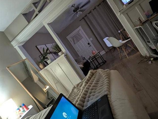 Seeking Air BnB Roommate