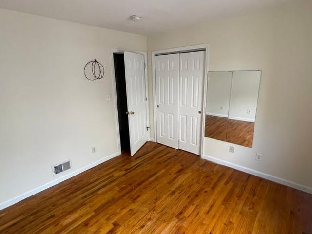 Seeking Housemate in Jersey City McGinley Sq