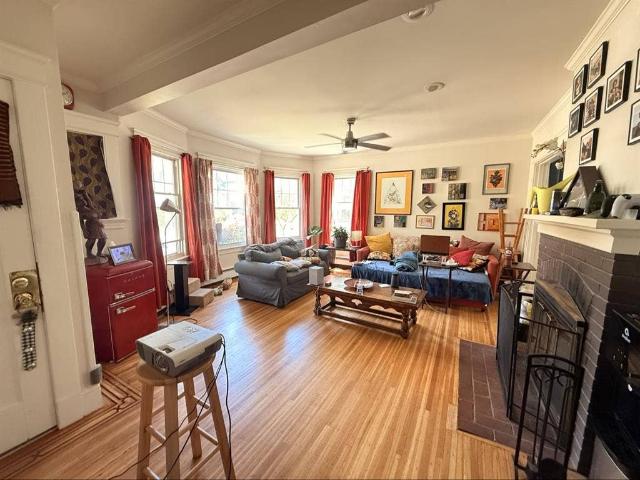 Seeking roommate in Edgewood
