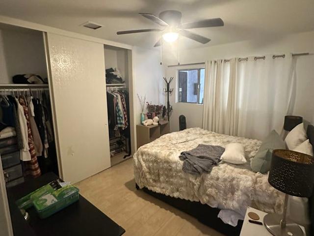Seeking Roommate in Pico Robertson