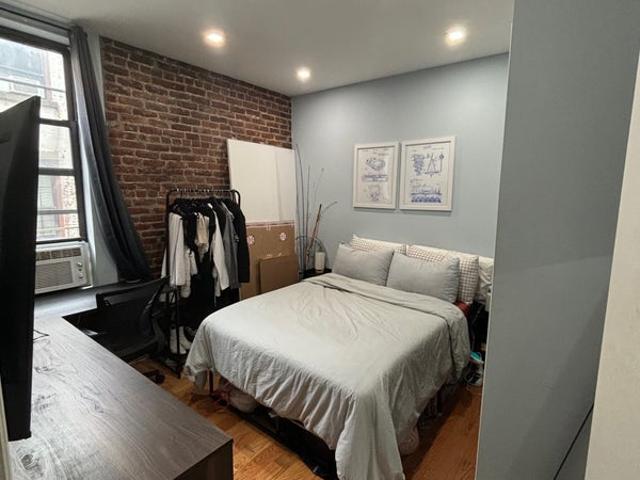 Seeking Roommate