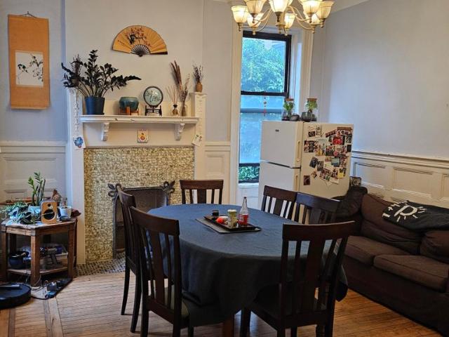 Seeking Two Cooperatively Minded Roommates for Que
