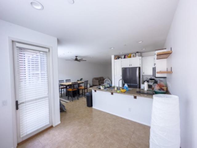 Seeking working professional or student for ROOM f