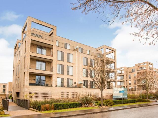 Seekings Close, Trumpington. 2 bed flat to rent £1,650 pcm £381 pw