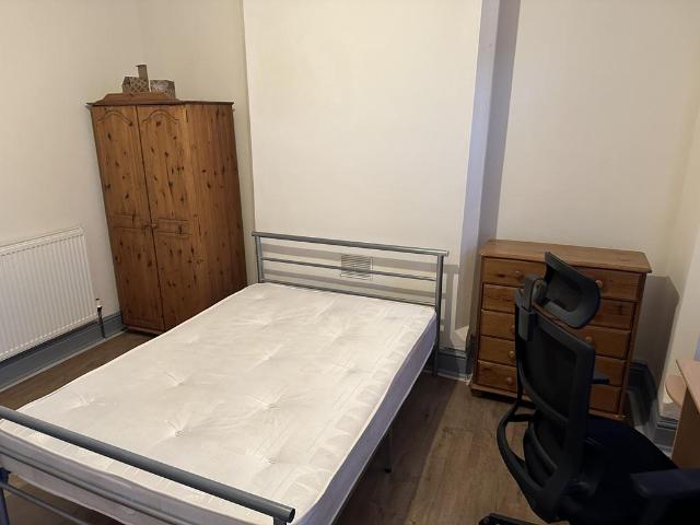 Seely Road, Lenton NG7 7 bed house to rent £4,106 pcm £948 pw