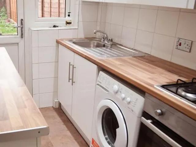Seely Road, London, SW17 9QT, United Kingdom | 4 bed townhouse for rent #136267169 | Rentberry