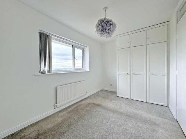 Sefton Close, Sholver, OL1