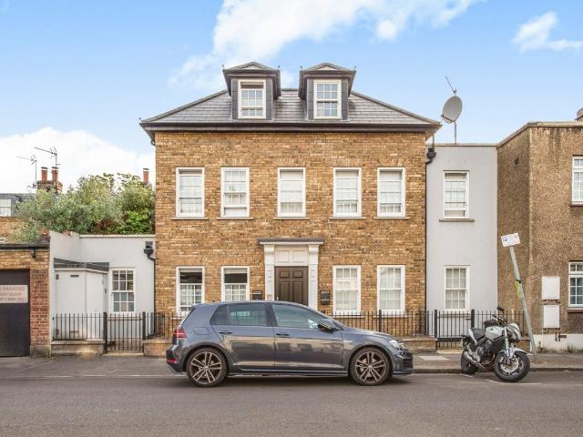 Sefton Street, West Putney SW15, 2 bed flat to rent, £2,750 pcm | PrimeLocation