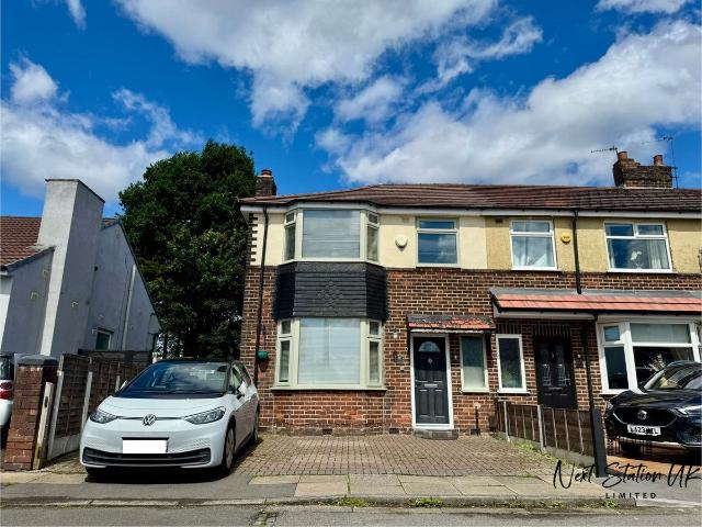 Sefton Road, Pendlebury, Swinton, Manchester M27, 3 bed end terrace house to rent, £1,250 pcm | PrimeLocation