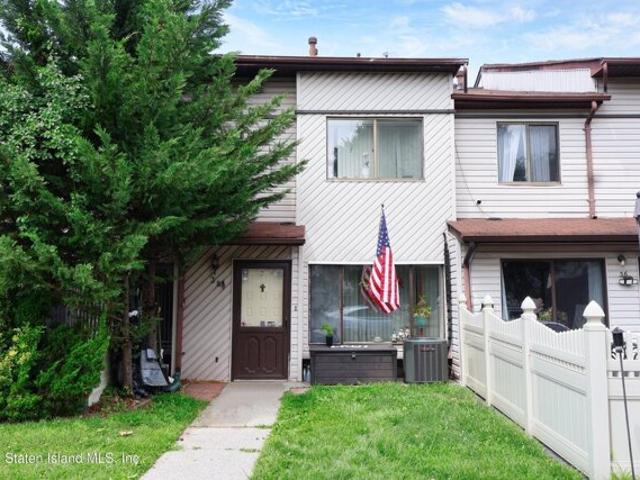 Selvin Loop, Staten Island, Home For Sale
