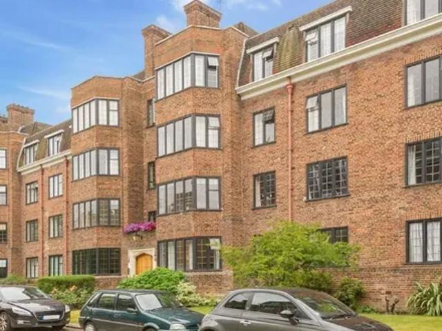 Selwyn House, Manor Fields, London, SW15 3LN, United Kingdom | 3 bed apartment for rent #167677227 | Rentberry
