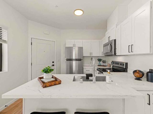 Selah 1 Bedroom Apartment for Rent at 3579 S G St, Tacoma, WA 98418 South End