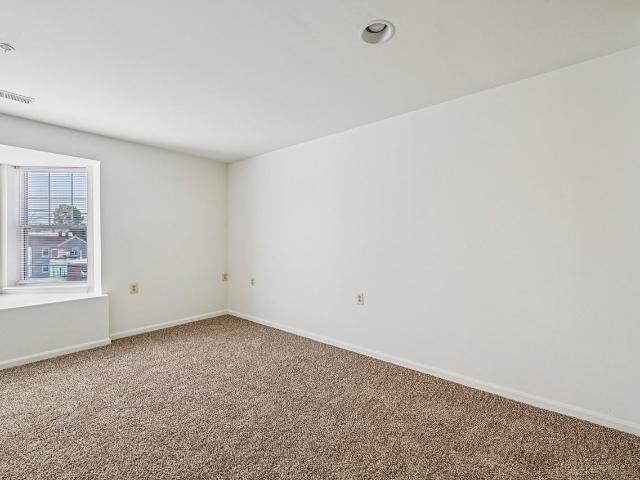 Selborne House 1 Bedroom Apartment for Rent at 501 Main St, Laurel, MD 20707 Laurel