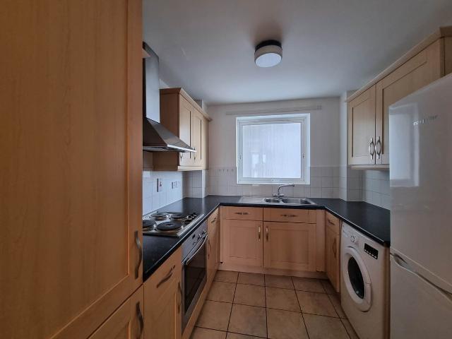 Selborne Road, Walthamstow E17, 1 bed flat to rent, £1,600 pcm | PrimeLocation
