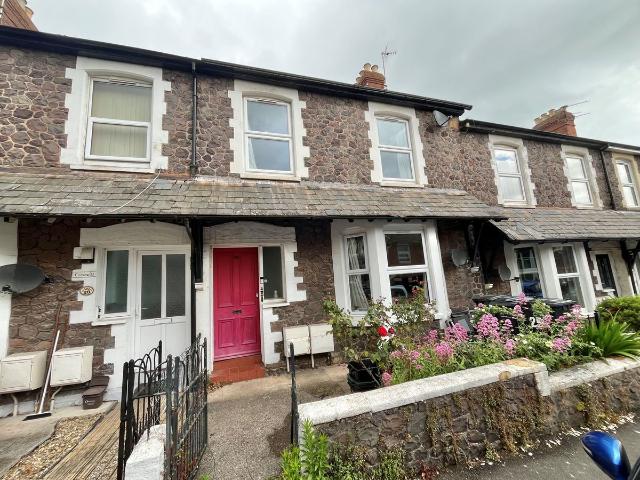 Selbourne Place, Minehead TA24, 2 bed flat to rent, £850 pcm | PrimeLocation