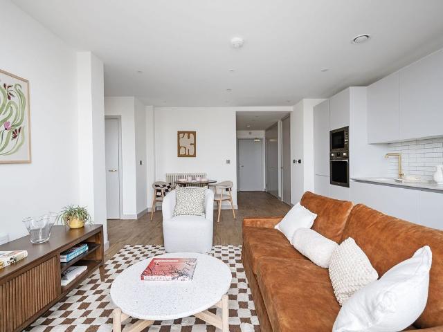 Selbourne Road, Walthamstow E17, 1 bed flat to rent, £2,355 pcm | PrimeLocation