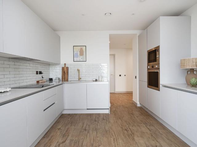Selbourne Road, Walthamstow E17, 2 bed flat to rent, £2,925 pcm | PrimeLocation