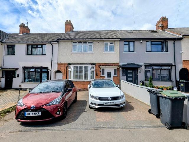 Selbourne Road, Luton LU4, 3 bed terraced house to rent, £1,700 pcm | PrimeLocation