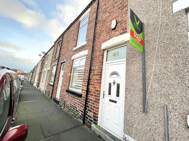 Selbourne Terrace, Darlington DL3, 2 bed terraced house to rent, £600 pcm | PrimeLocation