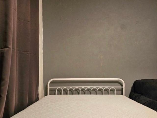 Self contained room 2 mins walk to Leyton tube