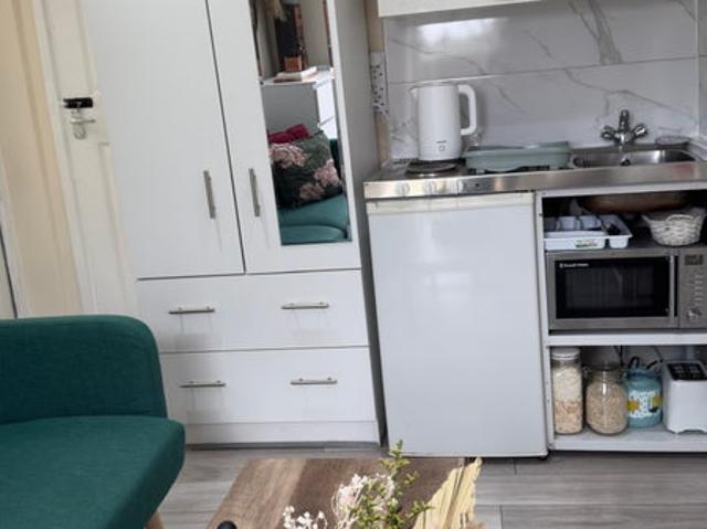 Self Contained Studio with Private Garden
