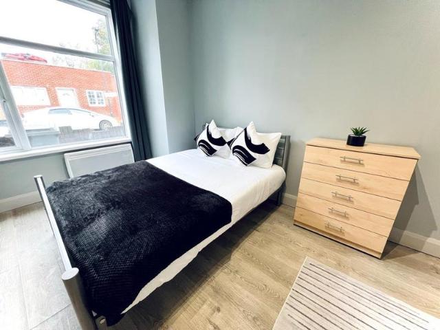 ✨️ Self Contained Studio to Let in Harlesden