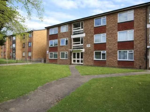 Selhurst Road, London, SE25 6NB