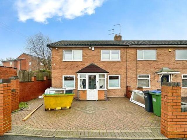 Selkirk Close, West Bromwich, 3 Bedroom Semi detached