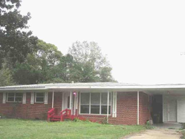 Sellers Dr