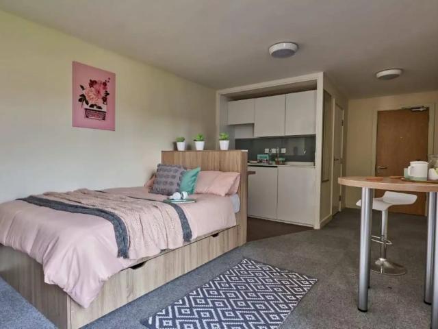 Selly Oak Court, Birmingham Student Accommodation | Amber