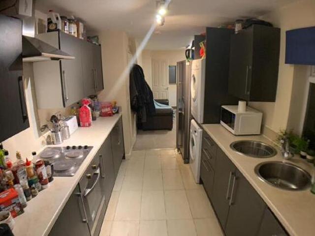 Selly Oak, Heeley Road, Birmingham, 6 Bedroom House