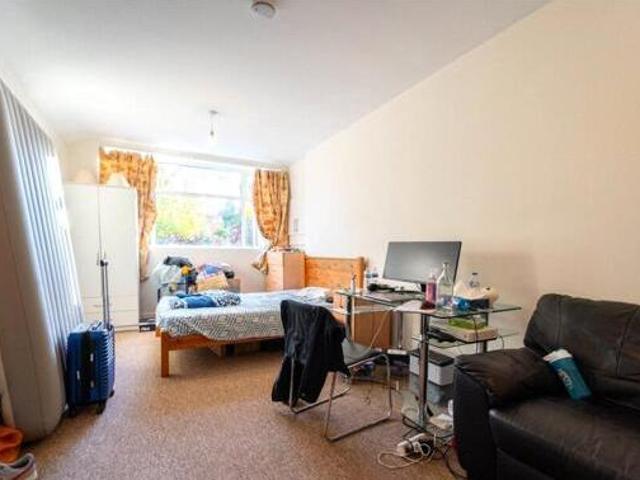 Selly Oak, Oakfield Road, Birmingham, 1 Bedroom Apartment