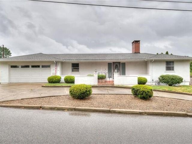 Selma St, Cranston, Home For Sale
