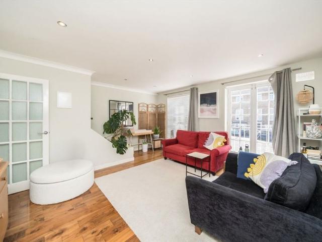 Selsdon Close, KT6, London
