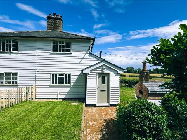 Selsfield Common, East Grinstead, Sussex 2 bed semi detached house to rent £1,995 pcm £460 pw