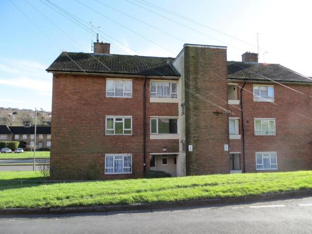 Selsfield Drive, Brighton 3 bed flat to rent £1,600 pcm £369 pw