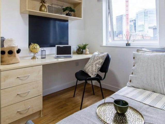 September 2026/27 | Bills Included | 2 Bed Apartme