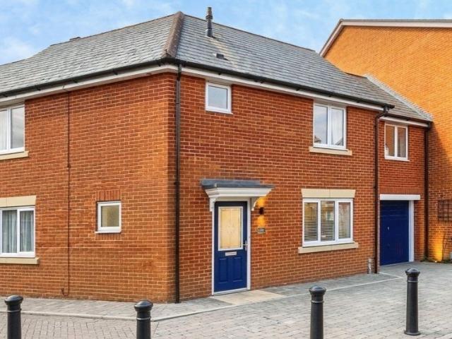Septimus Drive, Colchester CO4, 4 bed property to rent, £1,850 pcm | PrimeLocation