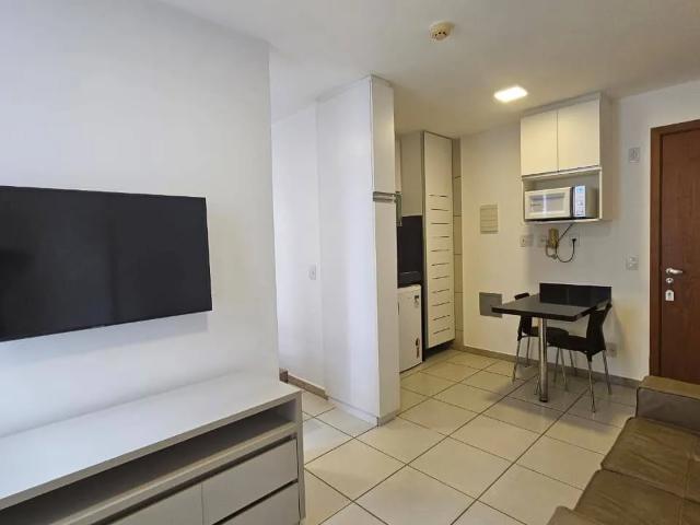 SEP/SUL 713/913, Asa Sul – Brasília | Golden Place | Kitnet Mobiliada 25m² com Armários e Vaga de Garagem