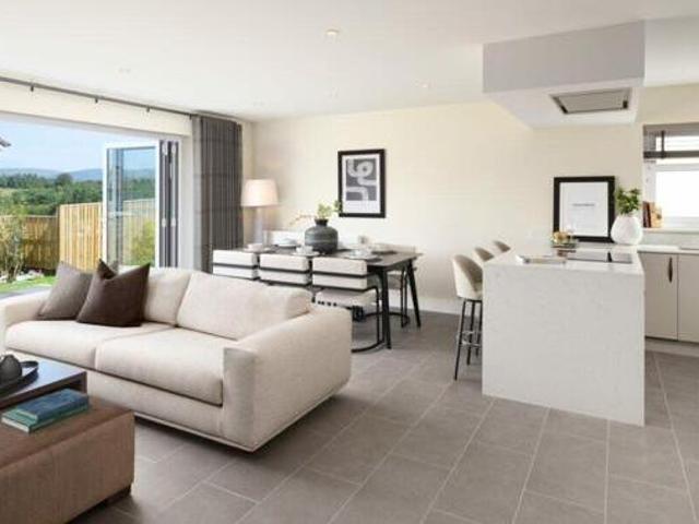 Sequoia Meadows, Eaglesham Road, 5 Bedroom Detached