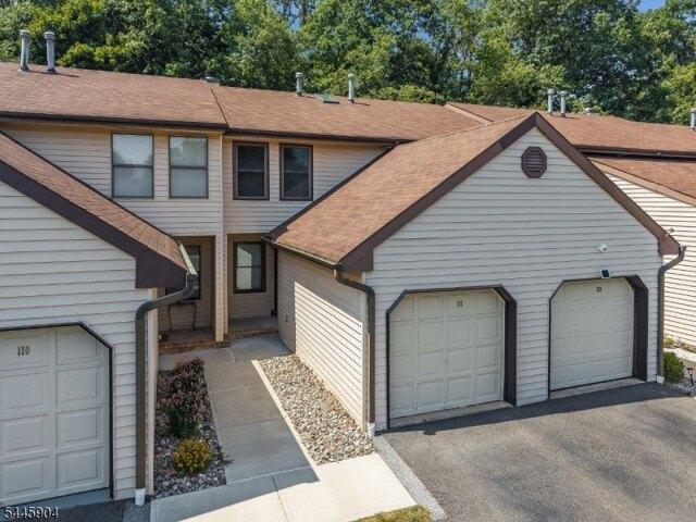 Sequoia Ct, Raritan, Condo For Sale