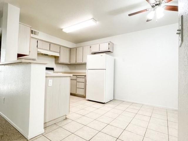 Sequoia Knolls 1 Bedroom Apartment for Rent at 3207 W Shields Ave, Fresno, CA 93722