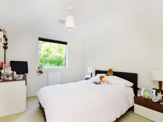 Seren Park Gardens, Blackheath, London SE3, 2 bed flat to rent, £2,450 pcm | PrimeLocation