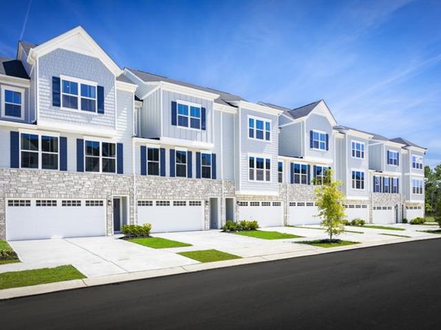 Serenade End Home Plan Creek Water Townhomes Community