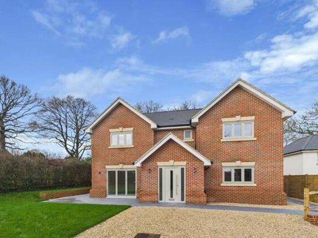 Serenity, Trampers Lane, 4 Bedroom Detached
