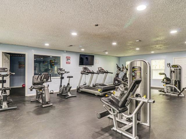 Serenity Lane 1 Bedroom Apartment for Rent at 2065 N Highland Ave, Clearwater, FL 33755