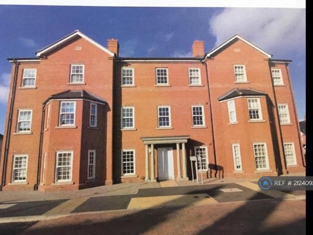 Sergeant Street, Colchester, CO2 2 bed flat to rent £1,150 pcm £265 pw